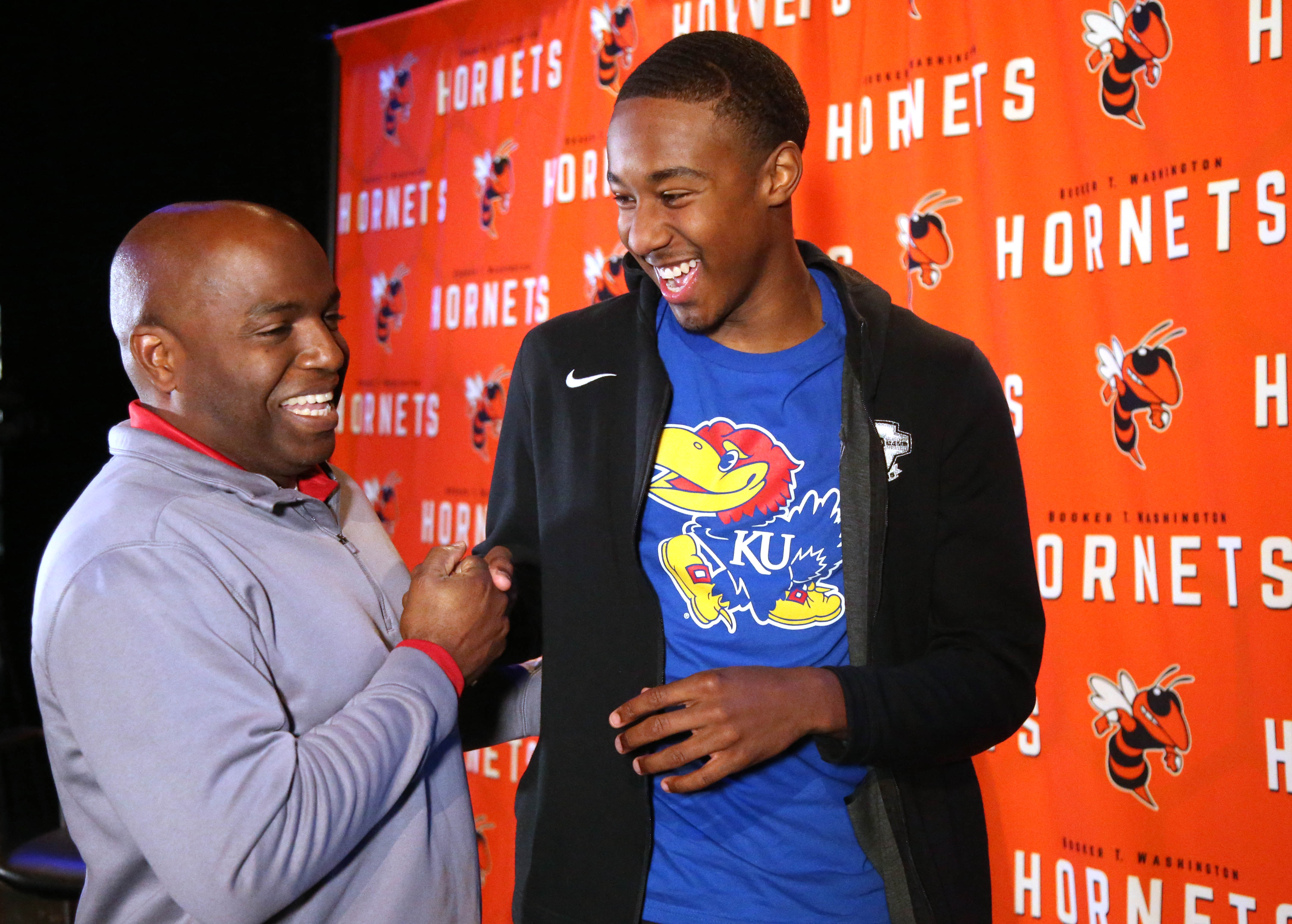 Five-star Kansas freshman Bryce Thompson much more than just a scorer ...